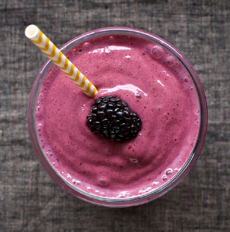 Centenarian-Style Berry Smoothie – The Fun Food Feed
